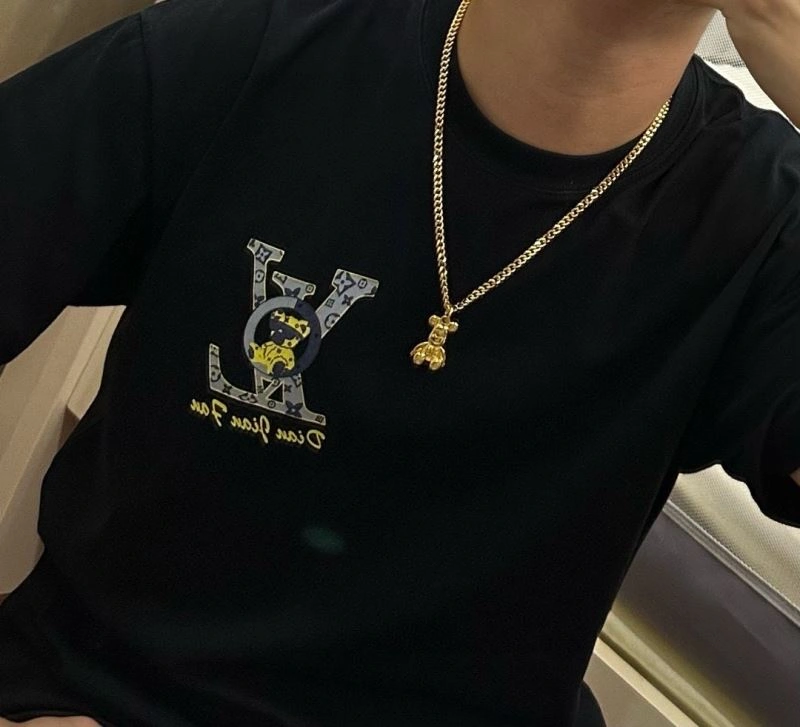 Exact replica Christian Dior Necklaces