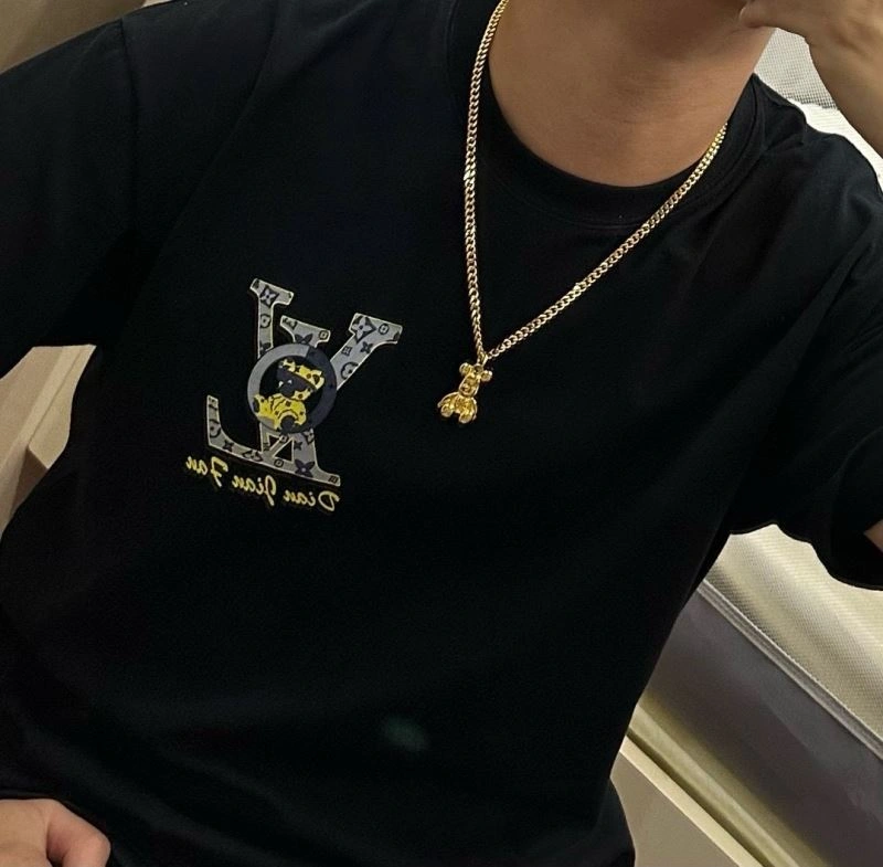 Exact replica Christian Dior Necklaces