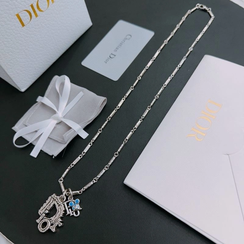 High accuracy Christian Dior Necklaces