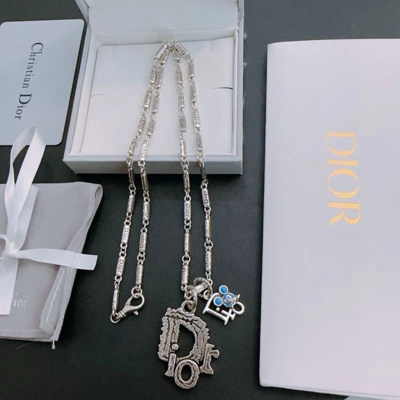 High accuracy Christian Dior Necklaces