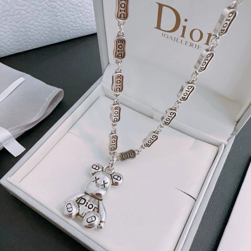 Top mirror Christian Dior Necklaces