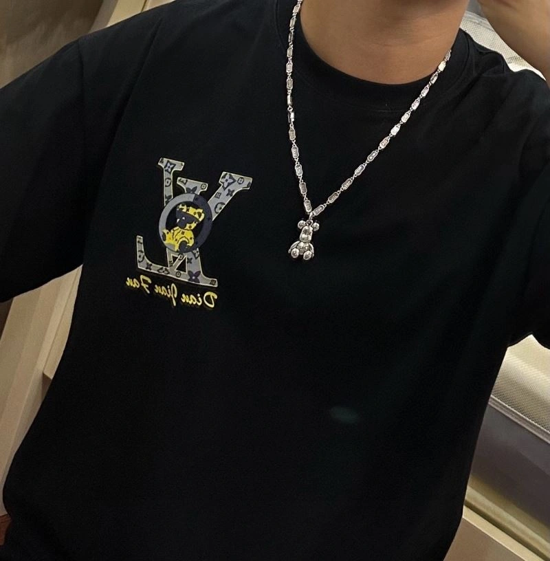 Top mirror Christian Dior Necklaces