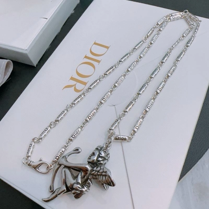 Official Christian Dior Necklaces