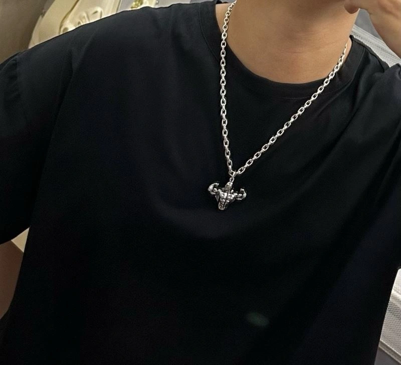 Official Christian Dior Necklaces