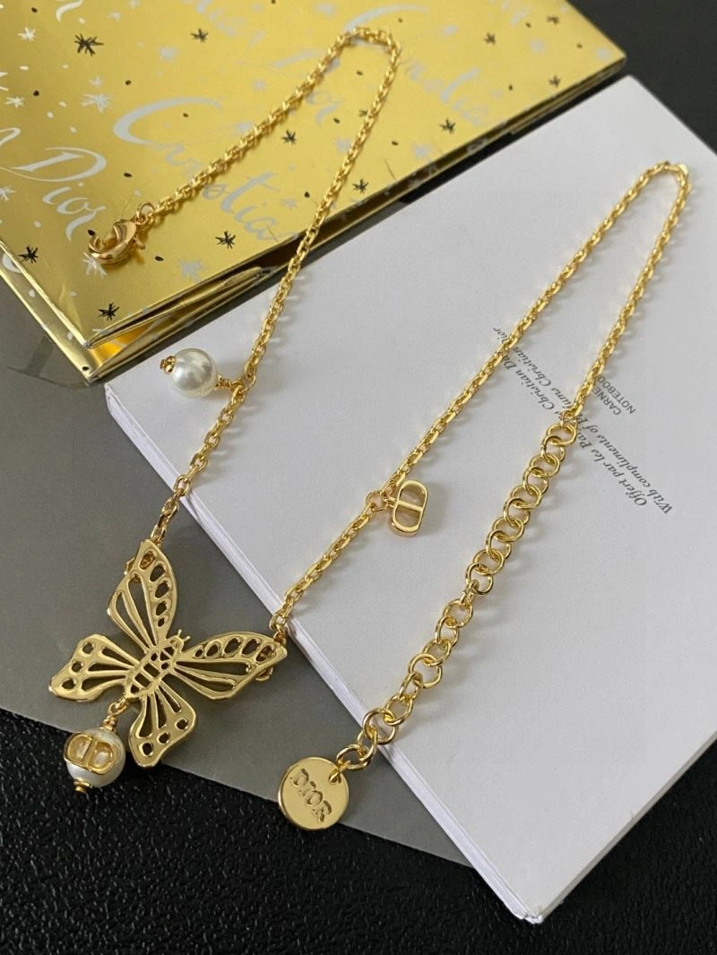 Top match Christian Dior Necklaces