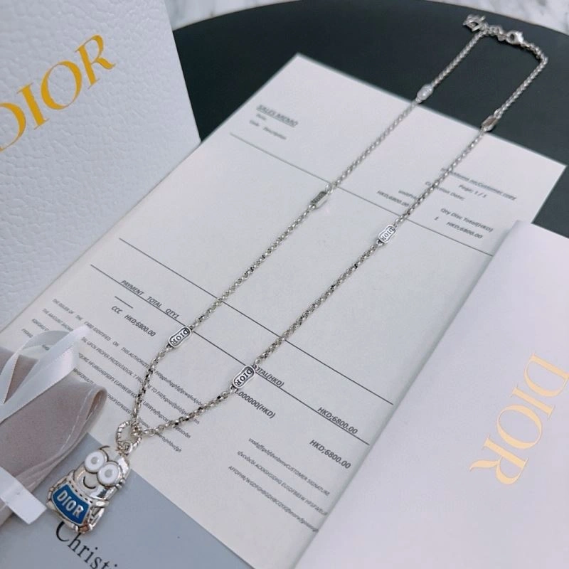 Cut-rate Christian Dior Necklaces