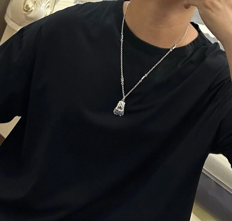 Cut-rate Christian Dior Necklaces