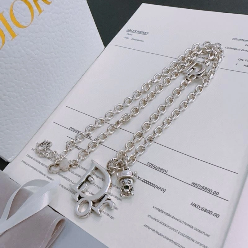 Economical Christian Dior Necklaces