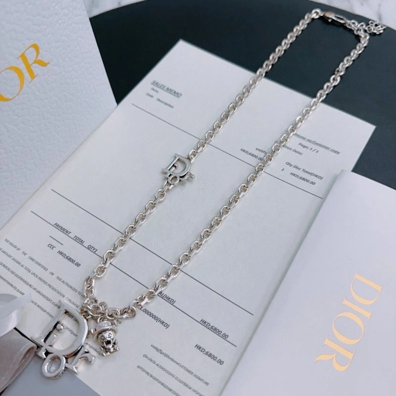 Economical Christian Dior Necklaces