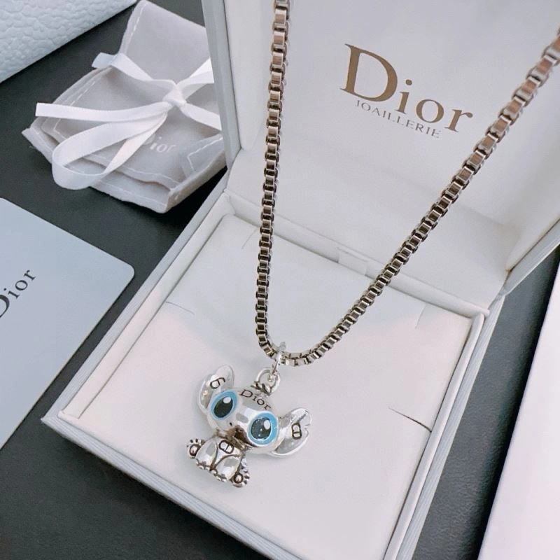 Exact replica Christian Dior Necklaces