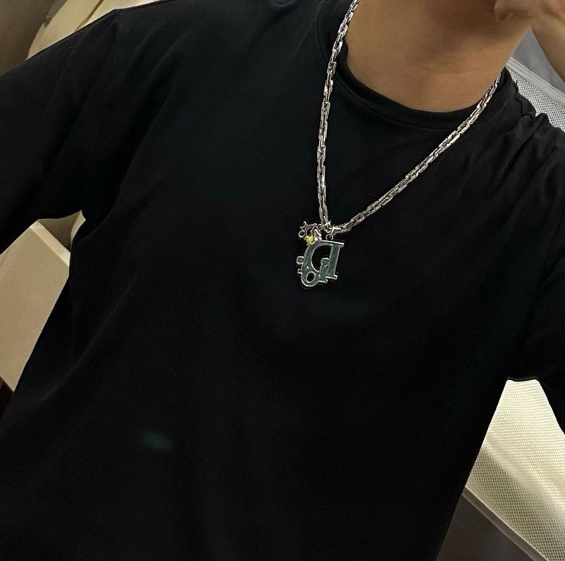 High accuracy Christian Dior Necklaces