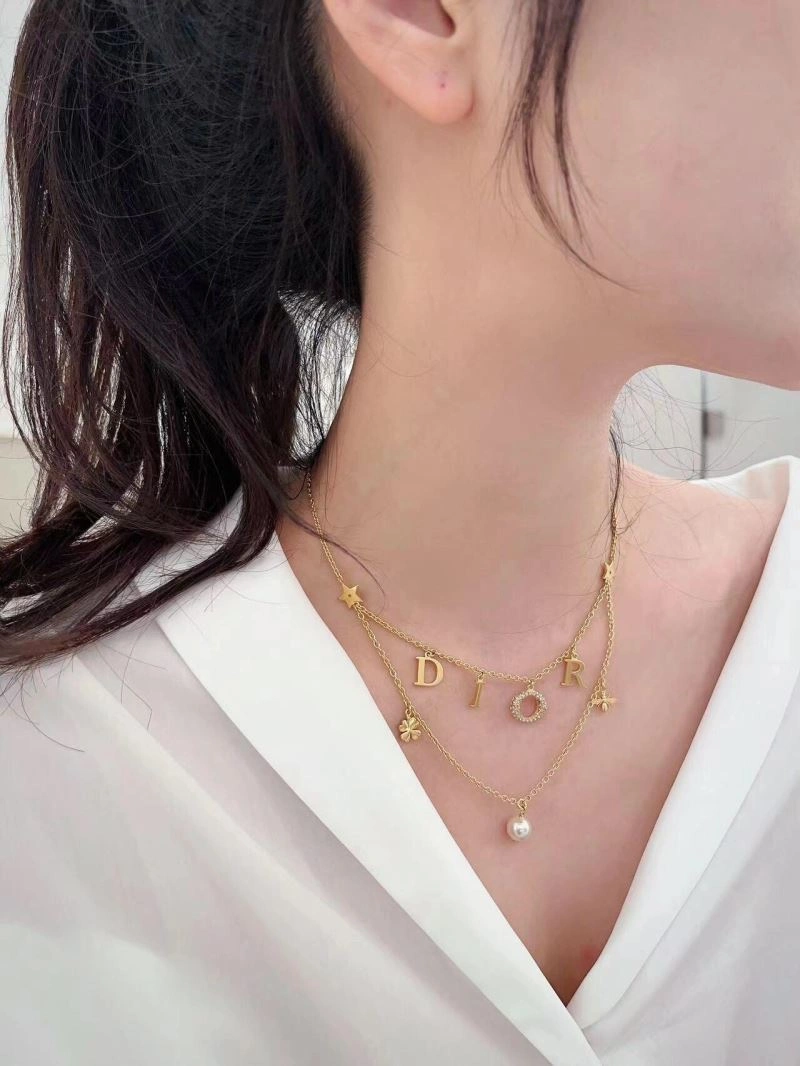 Economical Christian Dior Necklaces