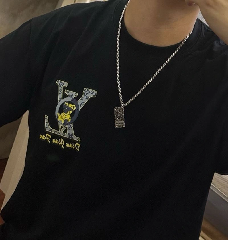 Bargain Christian Dior Necklaces