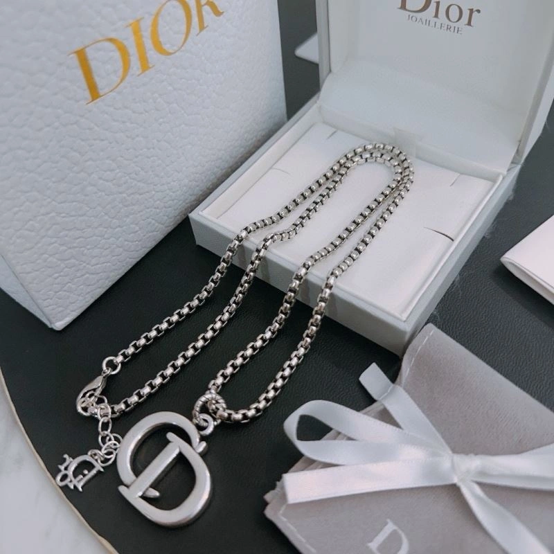 Brand-authenticated Christian Dior Necklaces