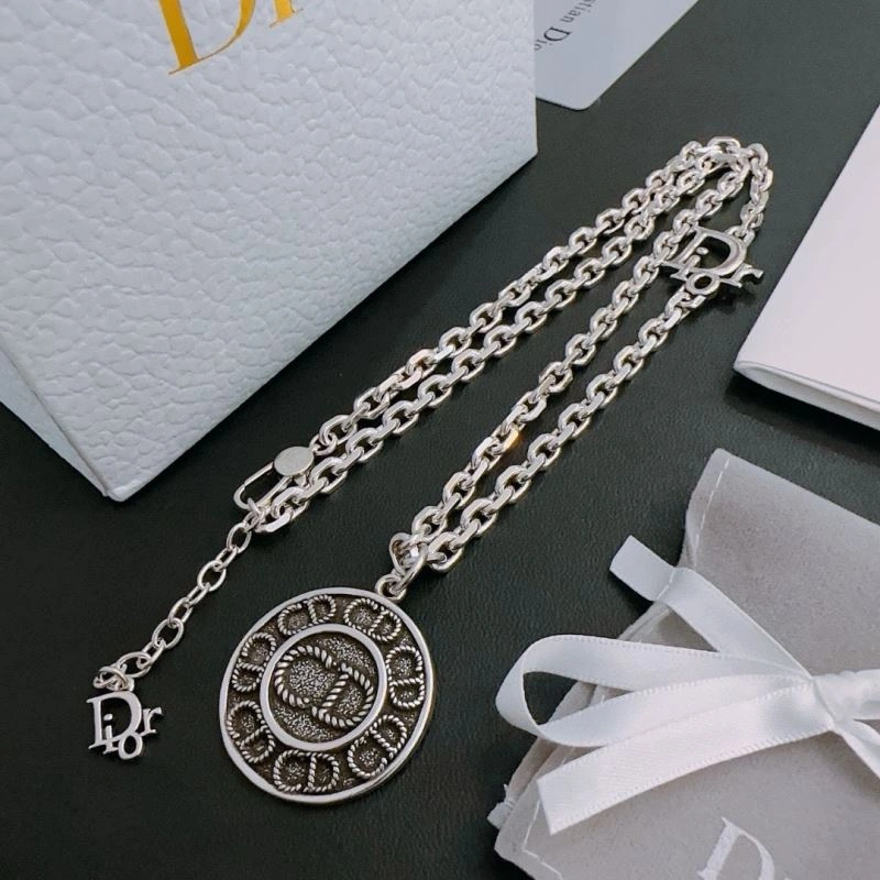 1:1 copy Christian Dior Necklaces