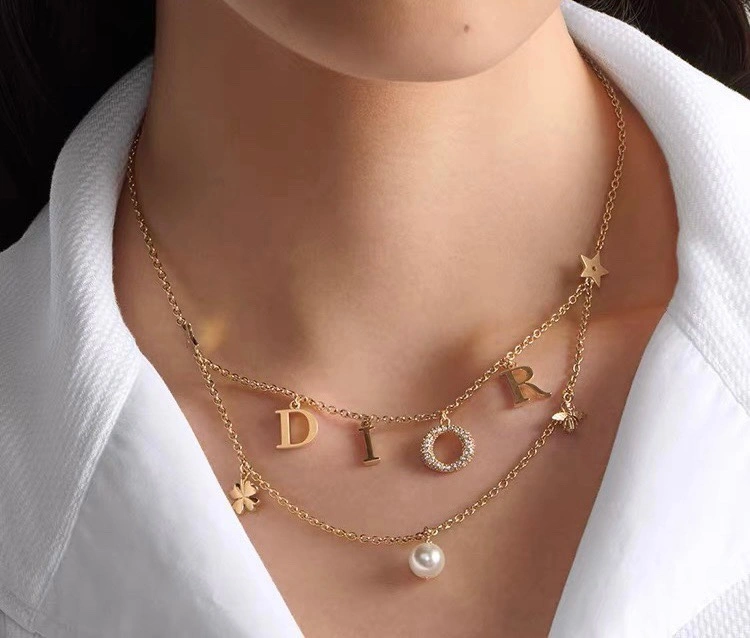 Low-cost Christian Dior Necklaces