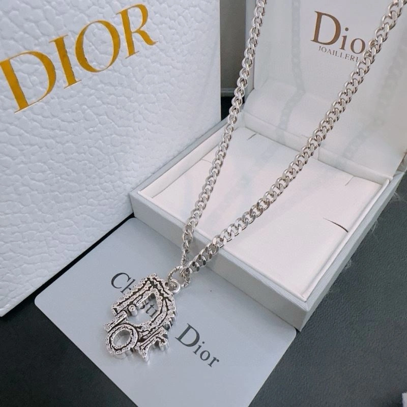 Top mirror Christian Dior Necklaces
