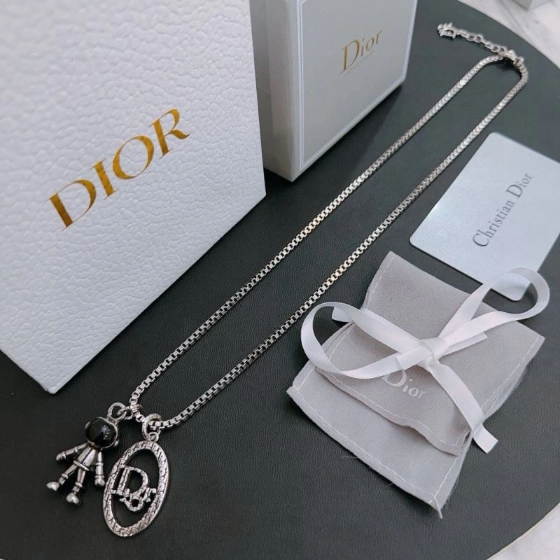 Inexpensive Christian Dior Necklaces
