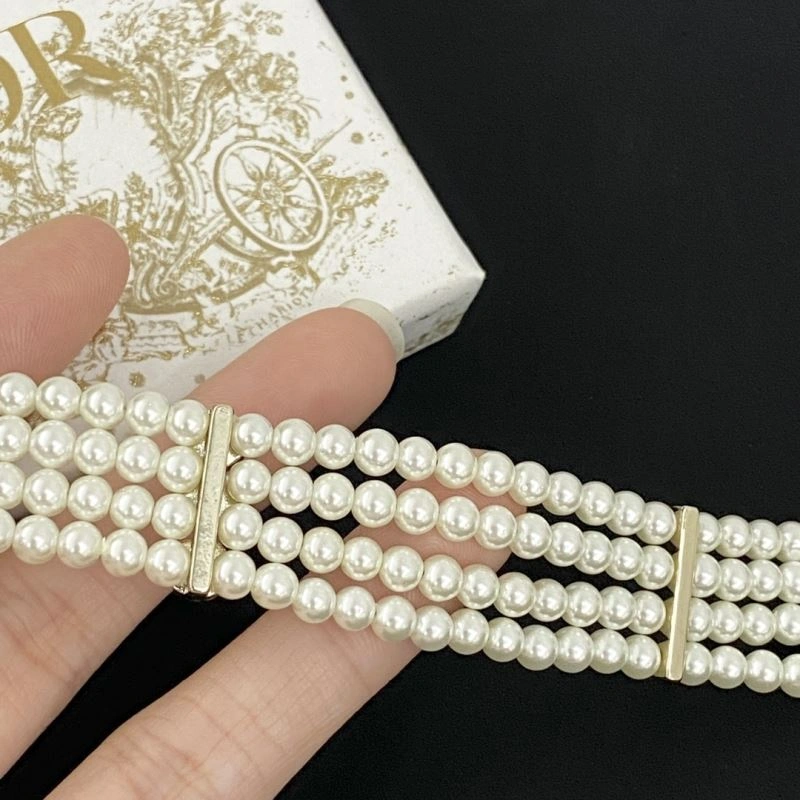 Factory-made Christian Dior Necklaces