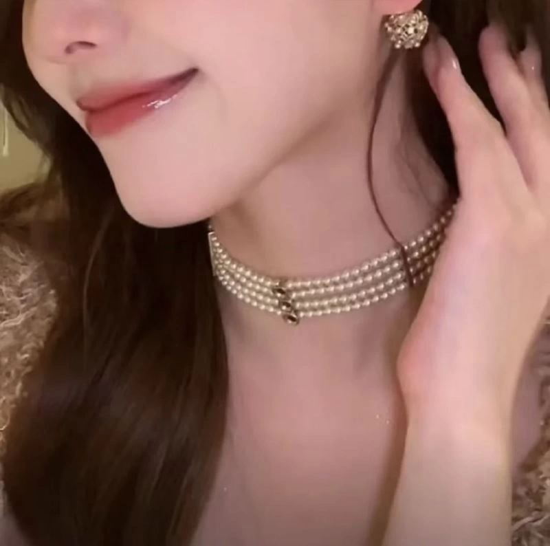 Factory-made Christian Dior Necklaces