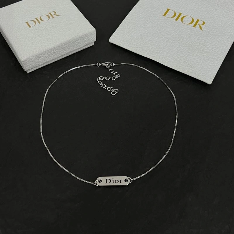 Cut-rate Christian Dior Necklaces