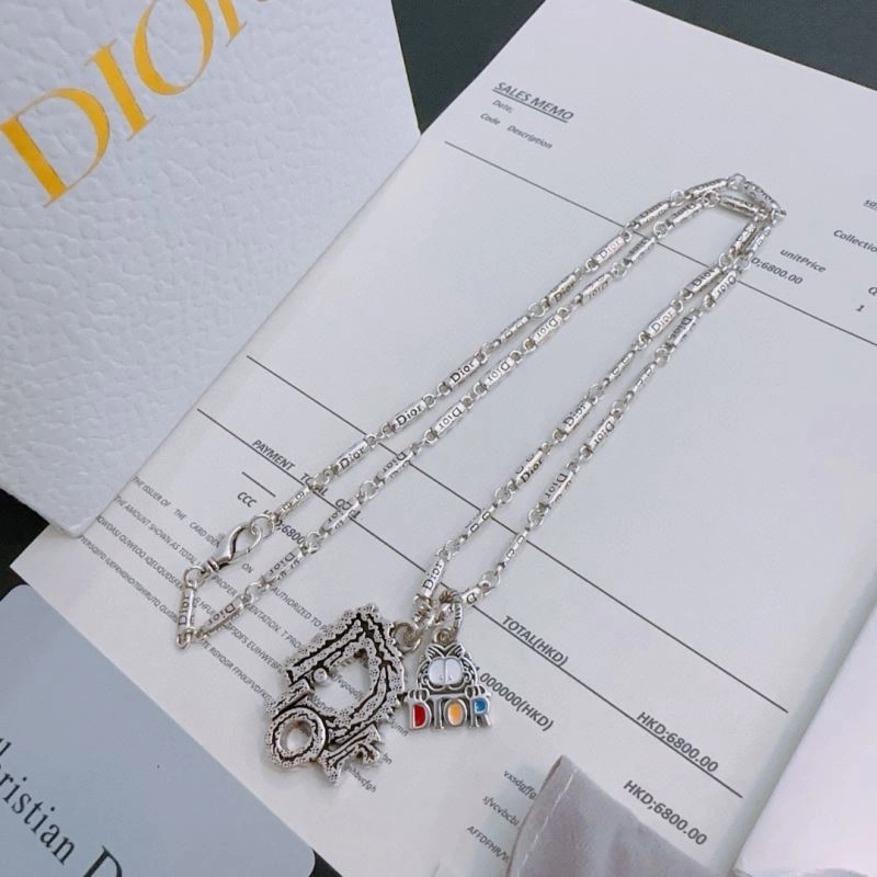Factory-made Christian Dior Necklaces