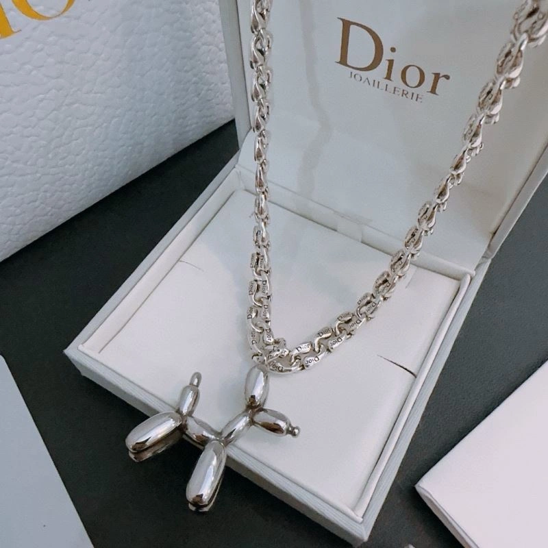 1:1 copy Christian Dior Necklaces