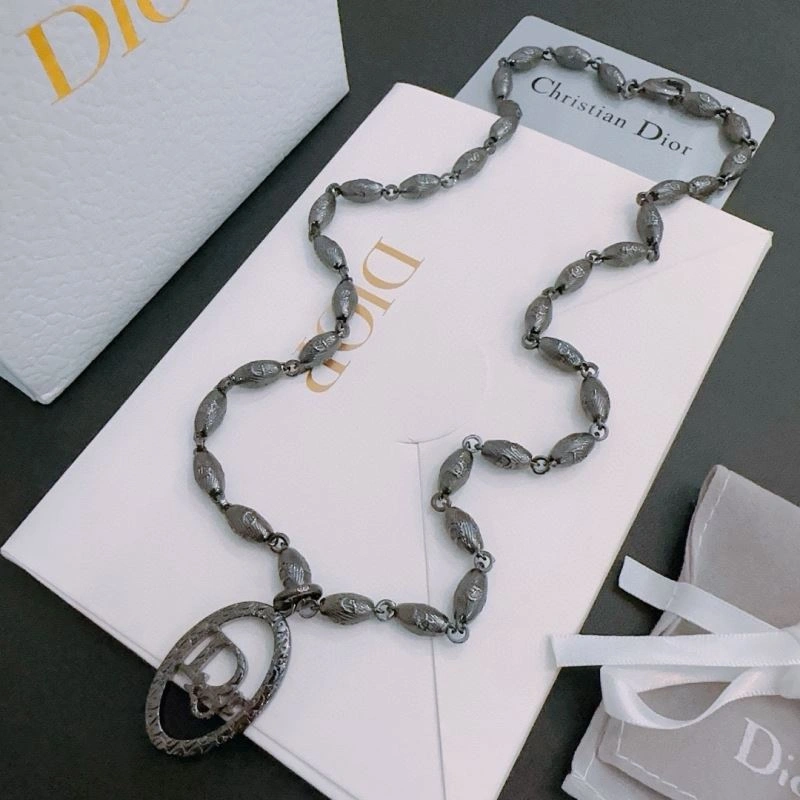 Exact replica Christian Dior Necklaces