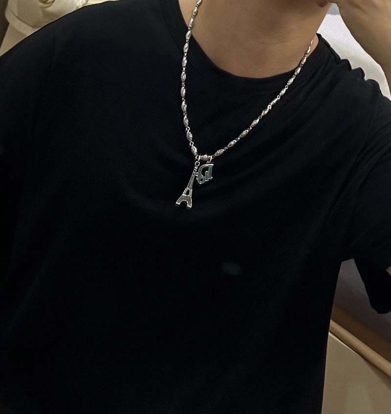 High fidelity Christian Dior Necklaces