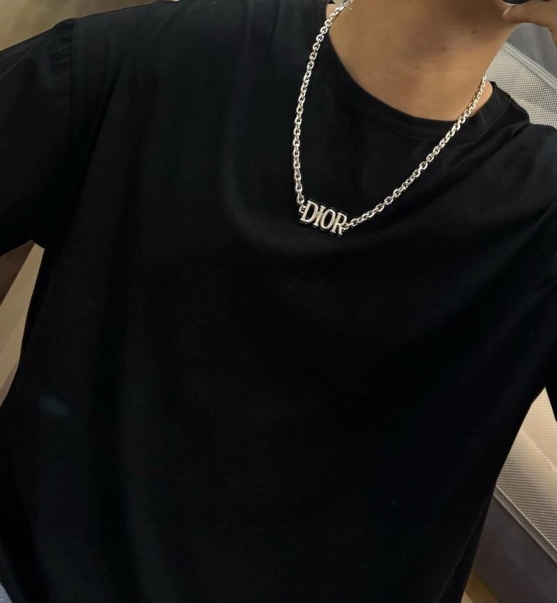 Bargain Christian Dior Necklaces