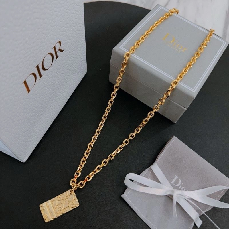 Inexpensive Christian Dior Necklaces