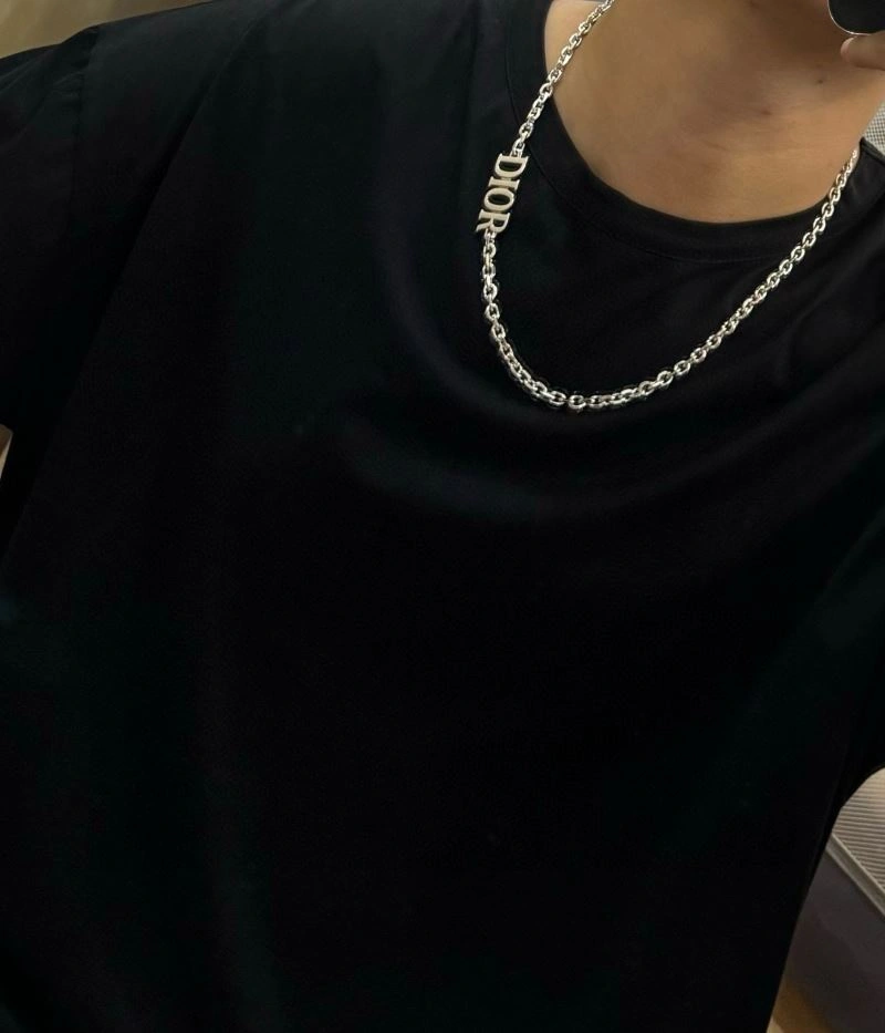 Inexpensive Christian Dior Necklaces