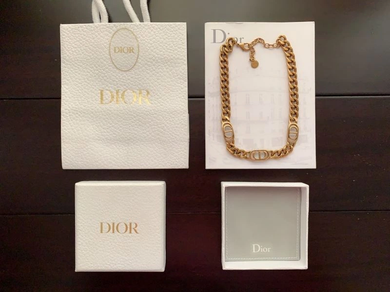 Cut-rate Christian Dior Necklaces
