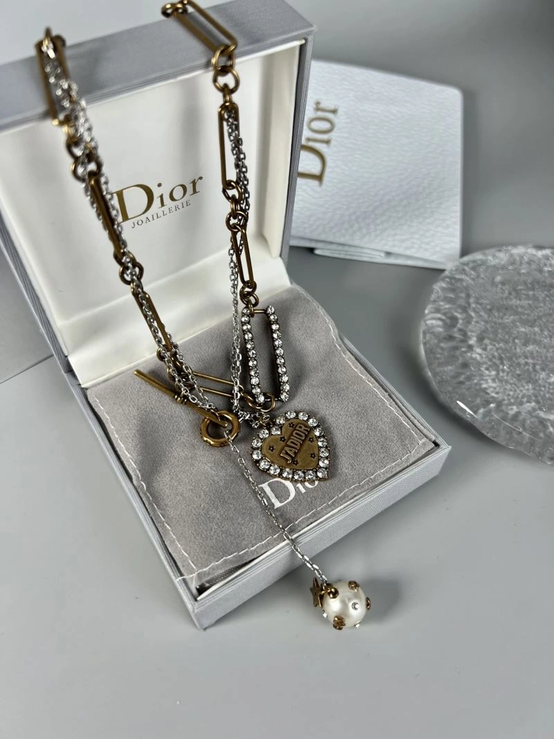 Indistinguishable Christian Dior Necklaces