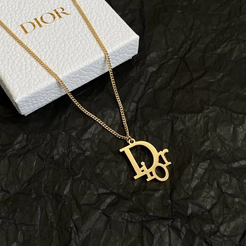 High fidelity Christian Dior Necklaces