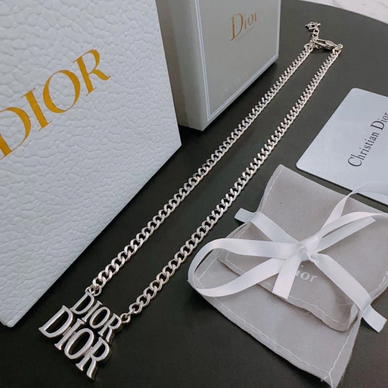 Exact replica Christian Dior Necklaces