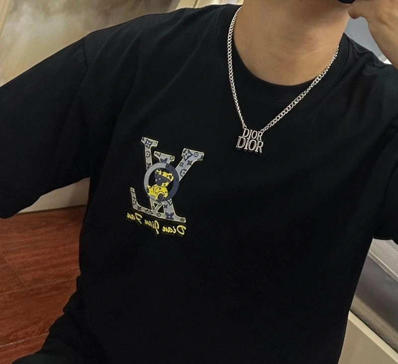 Exact replica Christian Dior Necklaces