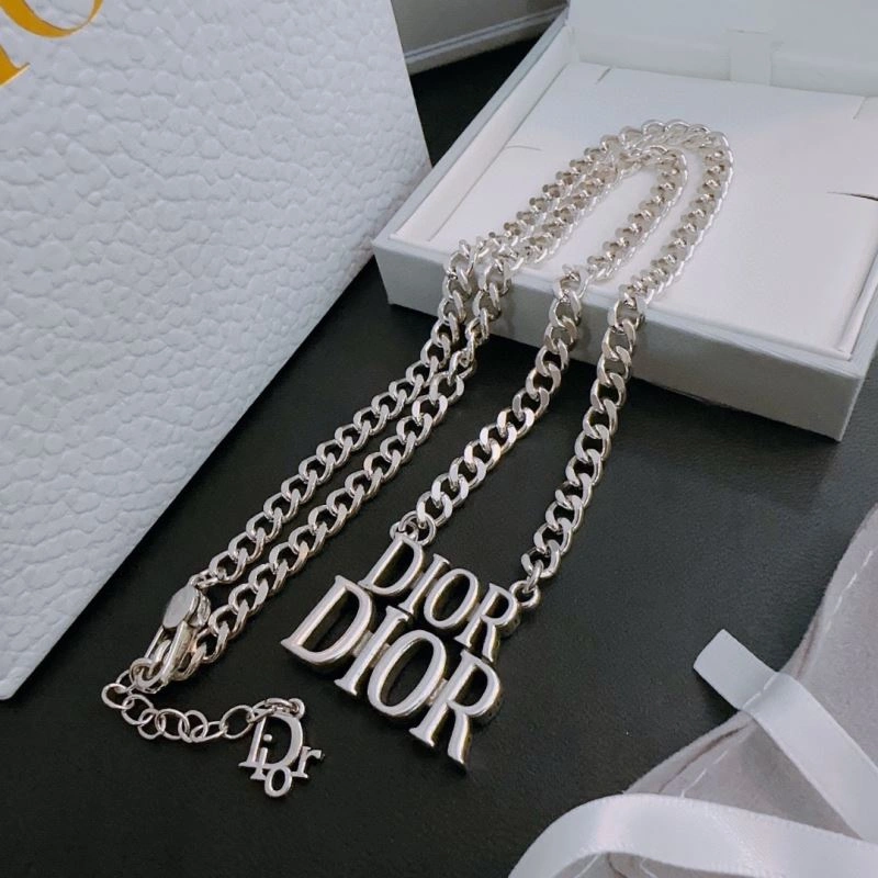 Exact replica Christian Dior Necklaces
