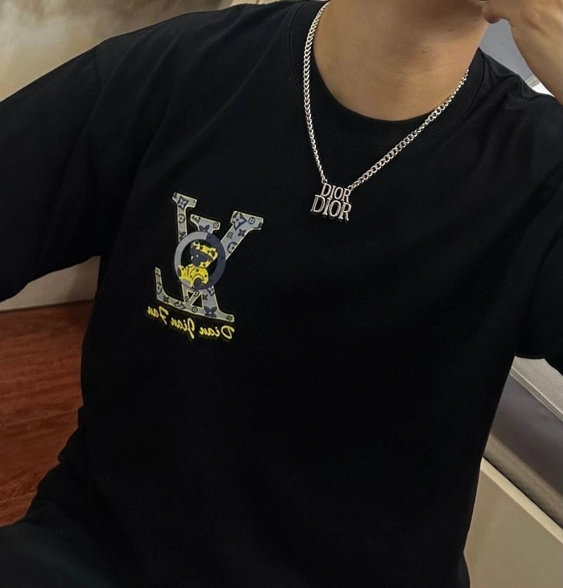Exact replica Christian Dior Necklaces