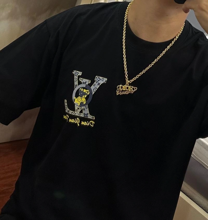 OEM Christian Dior Necklaces