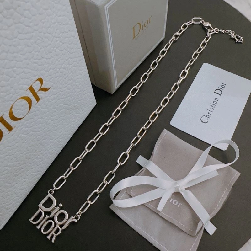 Official Christian Dior Necklaces