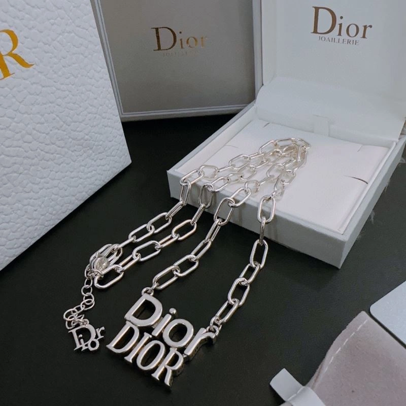 Official Christian Dior Necklaces