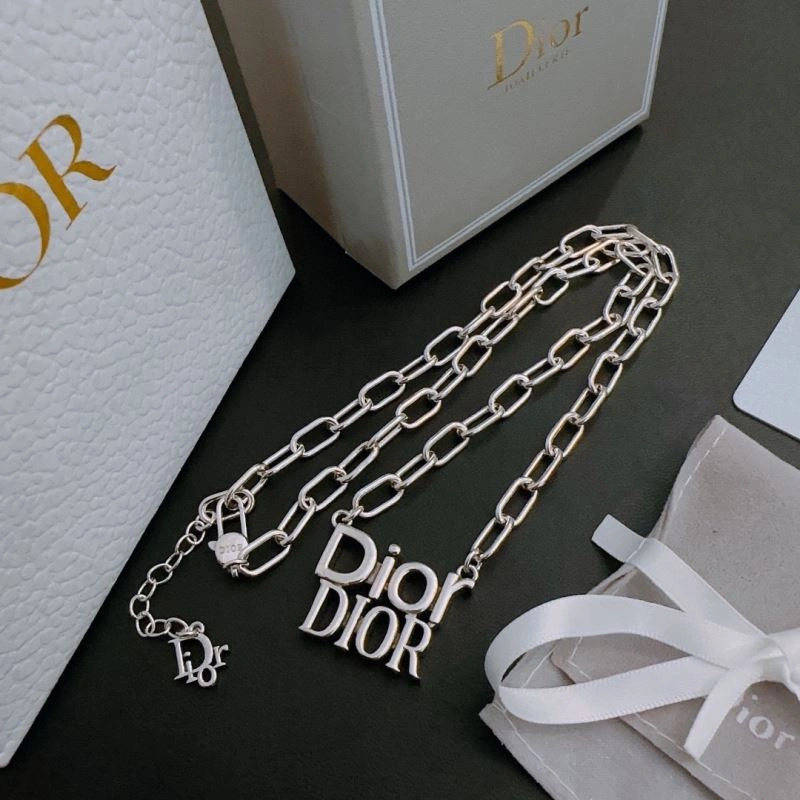 Official Christian Dior Necklaces