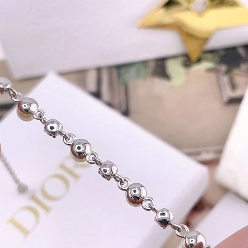 Cut-rate Christian Dior Necklaces