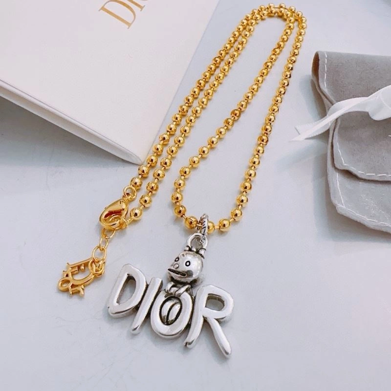 Discounted Christian Dior Necklaces