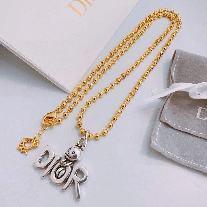 Discounted Christian Dior Necklaces