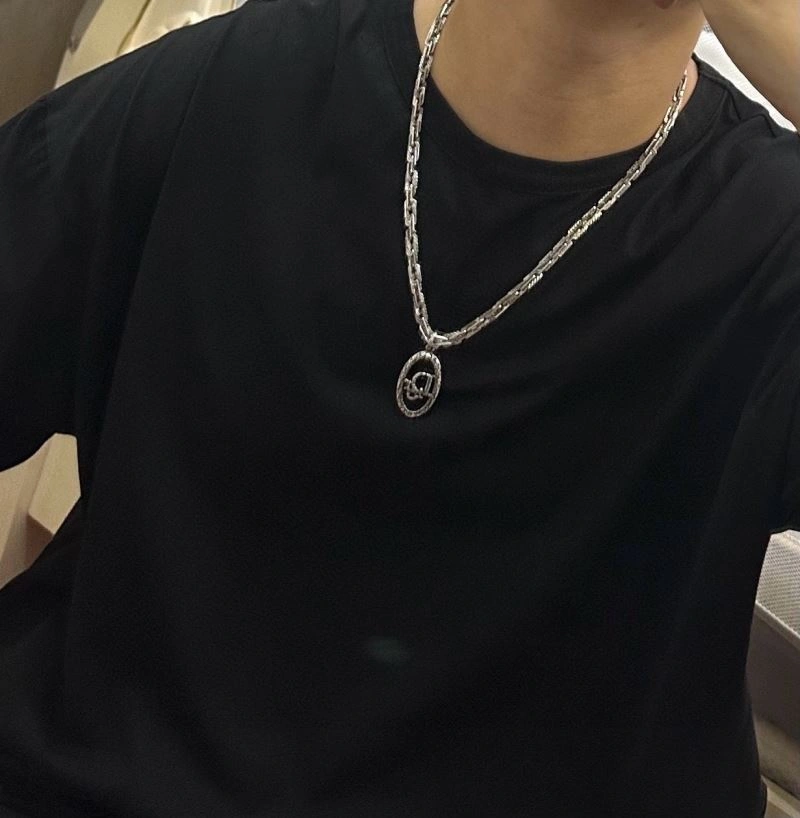 Reasonably priced Christian Dior Necklaces