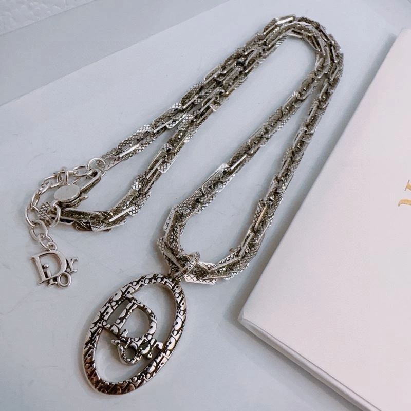 Reasonably priced Christian Dior Necklaces
