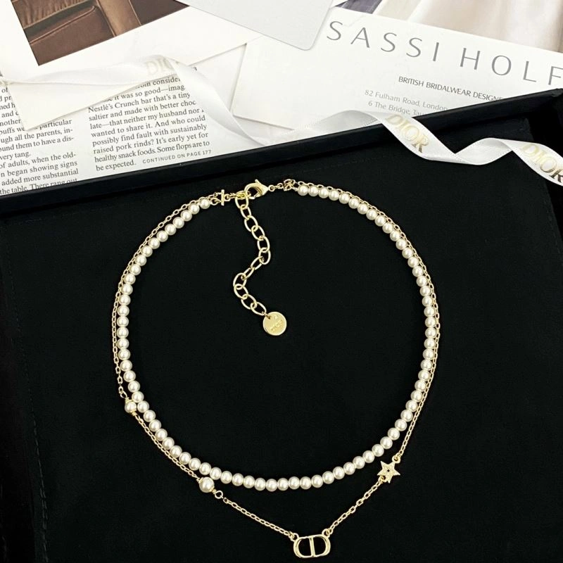 Top mirror Christian Dior Necklaces