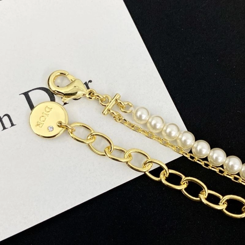 Top mirror Christian Dior Necklaces